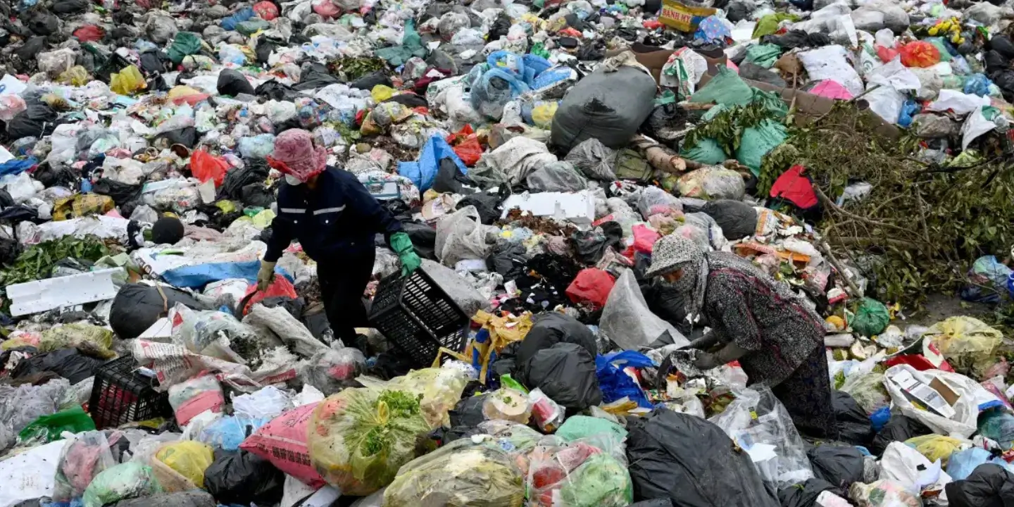 Health impacts due to plastics worldwide may double by 2040: Lancet ...